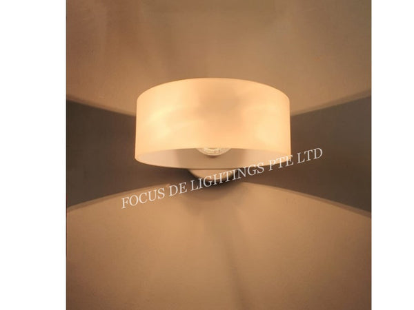 GLASS WALL LAMP 1075 -ROUND E14 - FOCUS DE LIGHTINGS PTE LTD